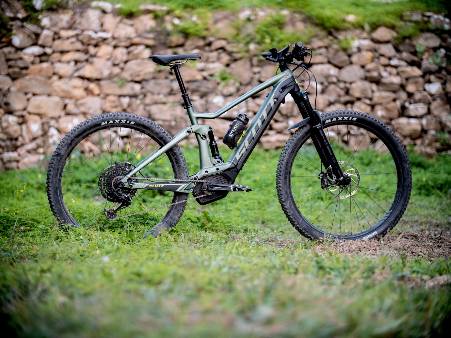 eRIDE Shoot_SCOTT Sports_2019_Strike eRIDE_Bike_by Gaetan Rey_P1122059 ...